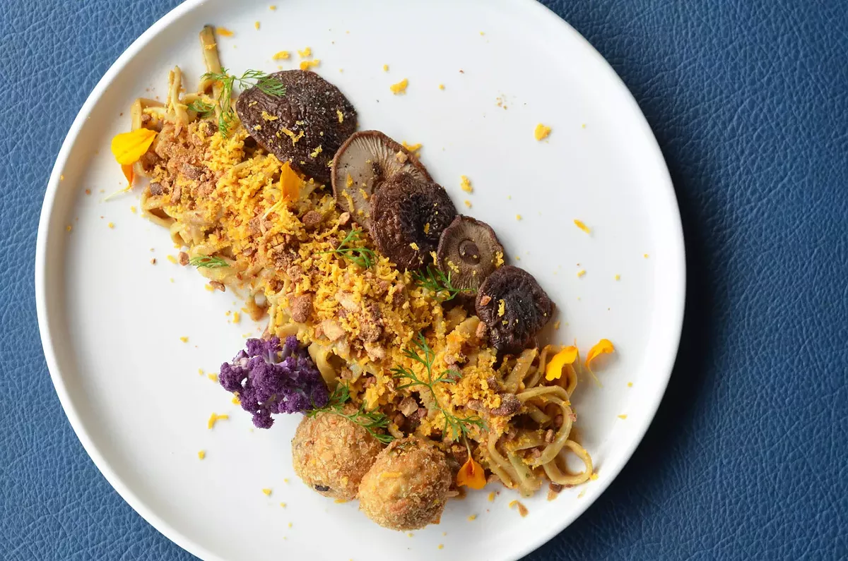 First Look: Akar in Clayton